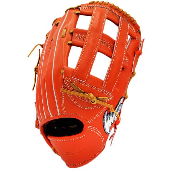 素材：本体/ストレングスライトステアレザー　内裏革/共革　ポジション：外野手用　サイズ：31.5cm　カラー：赤オレンジ/タン　特徴：従来の「掴む、挟む」といった使い方だけでなく”打者へと繋がる自然な手の握り”をコンセプトにバットを握るよう...