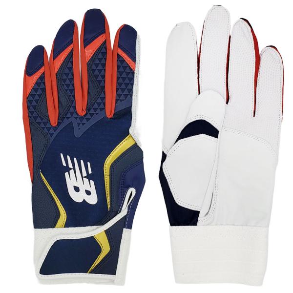 素材：ポリエステル、合皮、羊皮カラー：NRG/ネイビー×レッド×ゴールド特徴：大谷選手着用のバッティンググローブからインスパイアを得たグローブ。手の平には丈夫で非常に柔らかい最高級のカブレッタシープレザーを使用。中指〜小指の平側はデジタルエ...