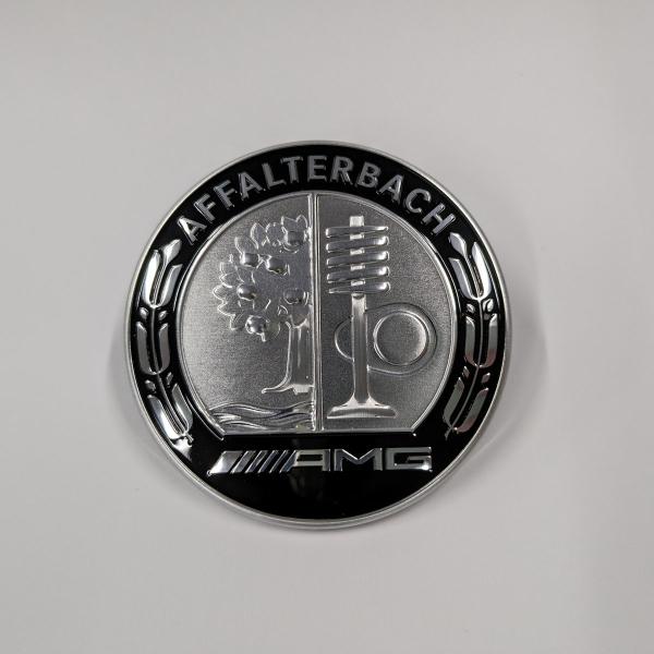【商品名】MERCEDES BENZ 純正品ボンネットエンブレム（AMGアップルツリー）【商品紹介】AMGアップルツリーデザインのボンネットエンブレムです。純正品/正規品となっておりますので、品質は最高です。【適合参考車種】MERCEDES...