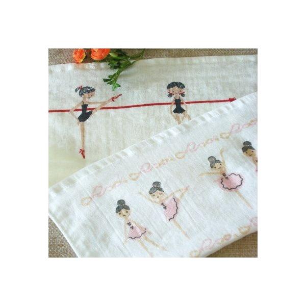 バレリーナ柄の可愛いゲストタオルです。お祝いギフトにも最適。☆ギフトラッピング（無料）承ります。,クリスマスプレゼントにも【柄】　A:レッスン　B:レッスンバー　【素材】綿【サイズ】34×35cm＊日本製