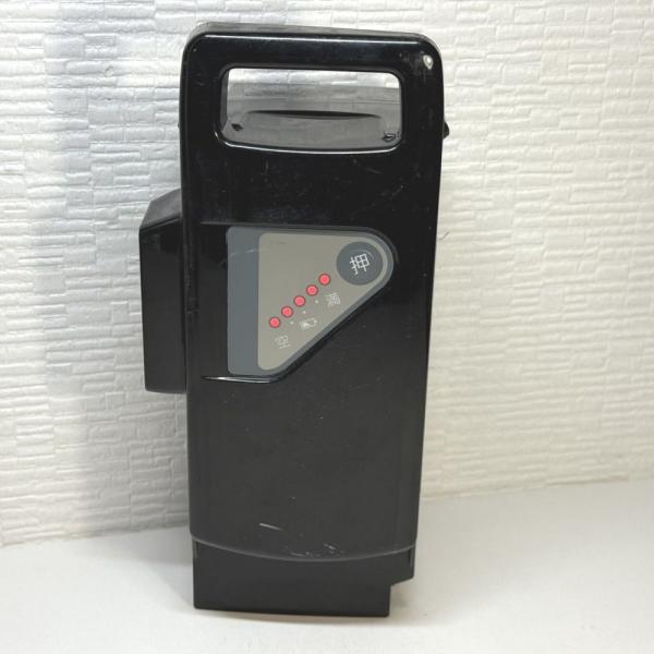 「商品状態」こちらは【長押し5点灯】の中古品になります。 使用に伴う傷・汚れ・ダメージは多少ございますが、問題なくご使用いただけます。 付属品は写真に写っているものが全てになります。 ご注文後、丁寧に梱包し速やかに発送致します。Amazon...