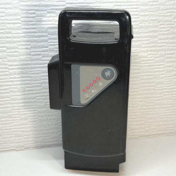 「商品状態」こちらは【長押し5点灯】の中古品になります。 使用に伴う傷・汚れ・ダメージは多少ございますが、問題なくご使用いただけます。 付属品は写真に写っているものが全てになります。 ご注文後、丁寧に梱包し速やかに発送致します。Amazon...