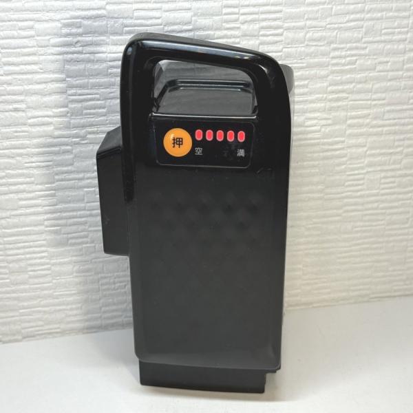 「商品状態」こちらは【長押し5点灯】の中古品になります。 使用に伴う傷・汚れ・ダメージは多少ございますが、問題なくご使用いただけます。 付属品は写真に写っているものが全てになります。 ご注文後、丁寧に梱包し速やかに発送致します。Amazon...