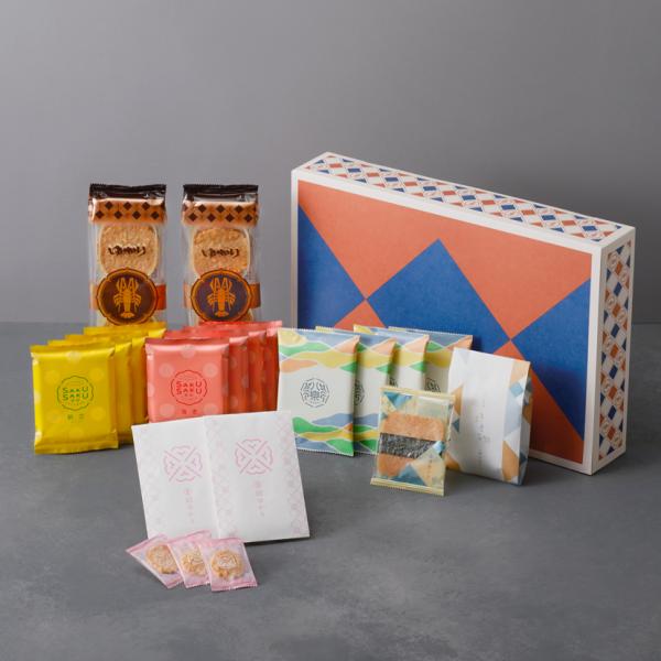 江戸時代由来の技で仕上げた伝統の<ゆかり>と楽しいひとくちサイズの＜姫ゆかり＞。おさえふくみ焼きで際立つ旨み<海老焼のり>、小粋な揚げ煎<さくさく日記>、海山の幸は八種が集う<八樂>を詰め合わ...