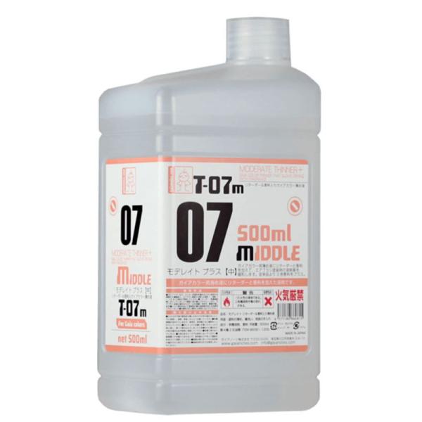 T-07m モデレイトプラス【中】500ml【ガイアノーツ 86081 T-07m 】香料を入れることで溶剤臭を緩和しているのがモデレイト溶剤です。従来に比べて30％香料を増やすことでさらに作業時の溶剤臭を抑えました。※溶剤臭は抑えています...
