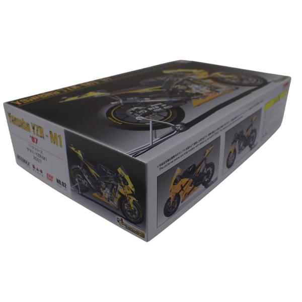 1/12 ヤマハ YZR-M1 2007 プラッツ/BEEMAX プラモデル BX13002完全新設計・完全新金型で、2007年MotoGPに参戦したテック3 ヤマハ YZR-M1を1/12スケールで再現。玉田誠選手、シルバン・ギュントーリ...