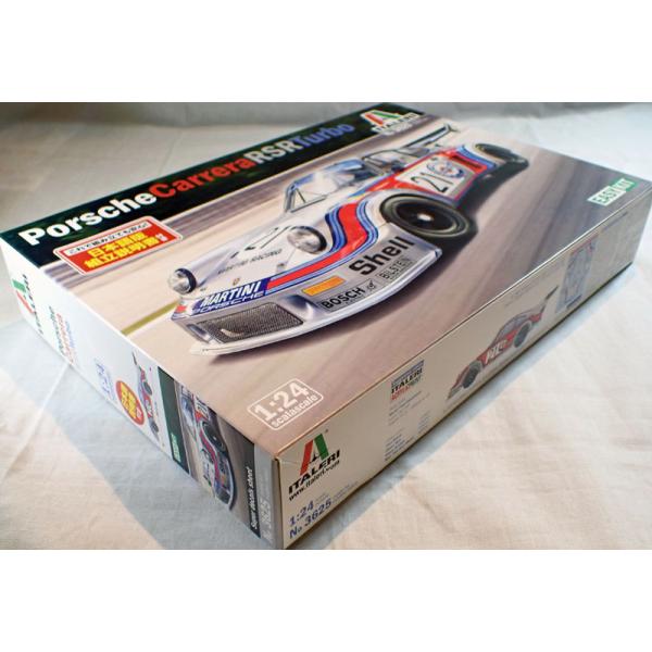 1/24 ポルシェ 911 カレラ RSR ターボ (日本語説明書付属)【イタレリ IT3625】※組立＆塗装が必要なプラモデルです。