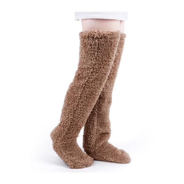 ★足の適応サイズ：23ｃｍ〜25.5ｃｍ 太もも周り：35ｃｍ〜55ｃｍ 長さ：55ｃｍ★ふわふわ生地が足元から暖め、全身ポッカポカ！ 足が冷えて寝る時にツライときに。 毛足の長いふわふわした生地がやさしく足を包み込み、 暖かいロングカバー...