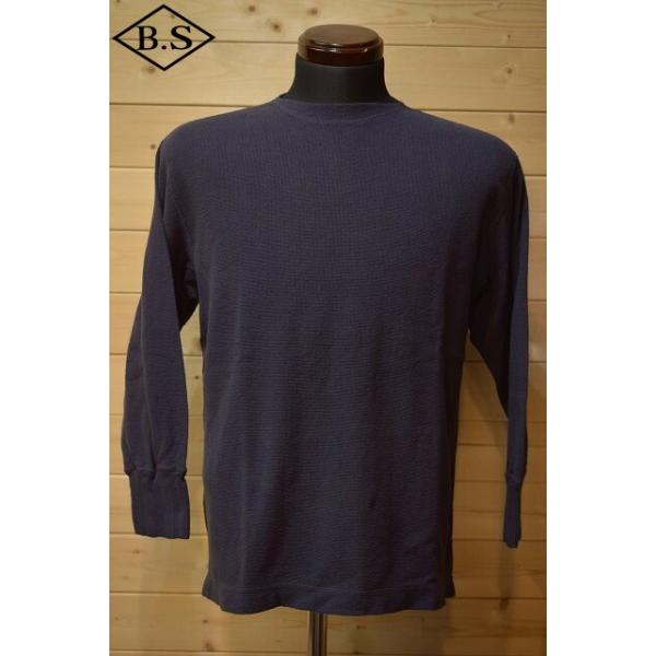 コットン100％オリジナルアーミーフライス。7分丈から8分丈。S 肩幅42cm 身幅48cm 着丈58.5cm 袖丈47cmM 肩幅44.5cm 身幅50cm 着丈61cm 袖丈48.5cmL 肩幅47cm 身幅53cm 着丈63cm 袖丈...