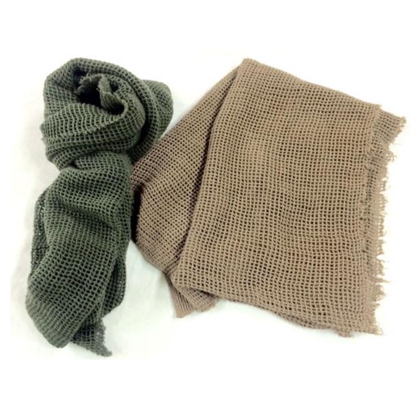 コットン100％のメッシュ生地を使って作られたスカーフです夏はタオル、冬は防寒用とオールシーズンを通して使えるアイテムです最近は、カモフラージュ用にも多用されていますサイズ：約60×170cm＊ご注意＊画像と商品とは若干カラーが異なることが...