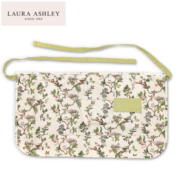 Laura Ashley ローラアシュレイのハーフエプロンです。葉や鳥が描かれた英国らしいクラシックな「エルダーウッド」のデザインは、ローラアシュレイの人気柄です。日差しの温もりを感じられるようになったら、ガーデニングを始める絶好の季節です...