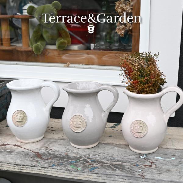 英国のTerrace &amp; Garden社オリジナルの、キューガーデン公認の手作りのジャグ型フラワーポットです。キューガーデンとは、『世界で最も有名な植物園』と言われ、ユネスコ世界遺産にも登録されているイギリスの植物園です。ハンドメイ...