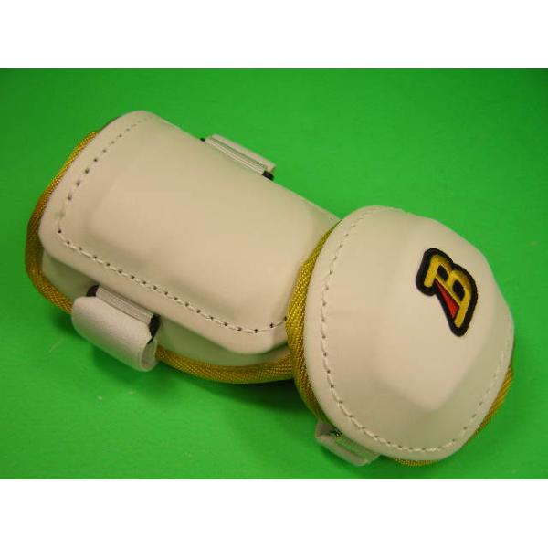 【発売日：2025年06月18日】バッターズ・アクセサリーならベルガード！日本プロ野球選手はもちろん、メジャーリーガー、世界各国のプロ選手から信頼されている高品質です。プロ選手仕様の合皮巻きタイプのツートンカラーのアームガードです。ベルガー...