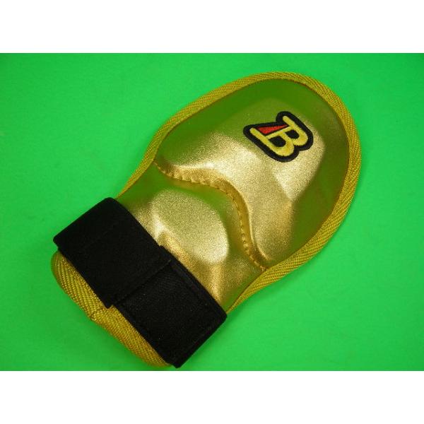 【発売日：2025年05月15日】バッターズ・アクセサリーならベルガード！MLBメジャーリーグで人気のオーダーカラーの手甲ガードです！日本プロ野球選手はもちろん、メジャーリーガー、世界各国のプロ選手から信頼されている高品質です。右打者用、左...