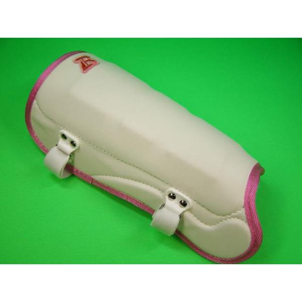 【発売日：2025年09月06日】バッターズ・アクセサリーならベルガード！ヒザ下から足首上までの自打球をガードします。甲なしタイプのレッグガードです。右打者用、左打者用をご選択ください。日本プロ野球選手はもちろん、メジャーリーガー、世界各国...