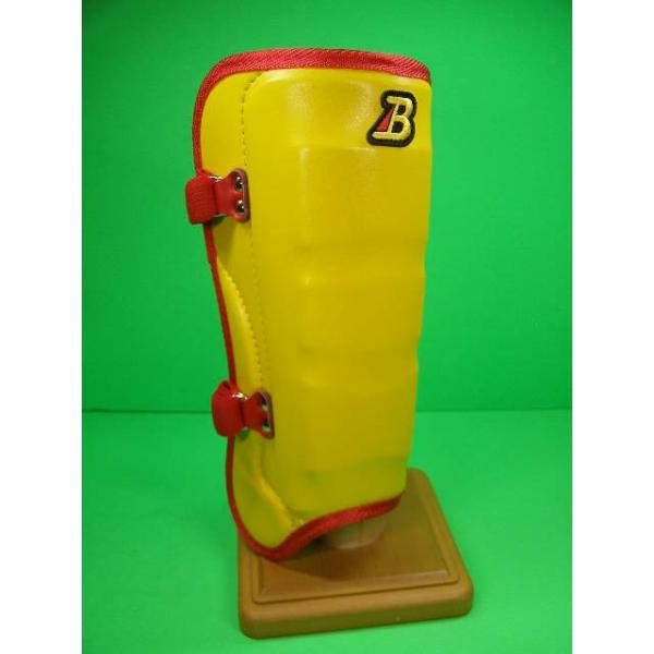 【発売日：2025年08月14日】バッターズ・アクセサリーならベルガード！ヒザ下から足首上までの自打球をガードします。足甲なしのレッグガードです。右打者用、左打者用をご選択ください。日本プロ野球選手はもちろん、メジャーリーガー、世界各国のプ...