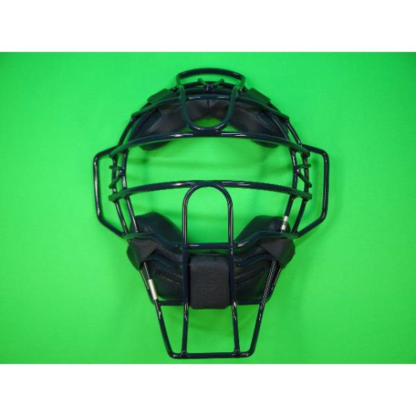 【発売日：2025年03月07日】送料無料 ベルガード 硬式野球用 軽量マスク UM770V軽量V型パッド採用、人気の審判用マスクです。カラーはネイビーです。バンドに付くBELGARD商標のデザインは出荷時により異なる場合がございます。SG...