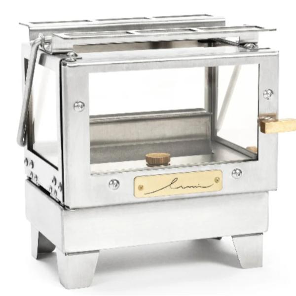 ≪Mt.SUMI / Oilstove AURA Lumi≫AURAが宿す炎の美しさを受け継ぐ多機能・小型オイルストーブ