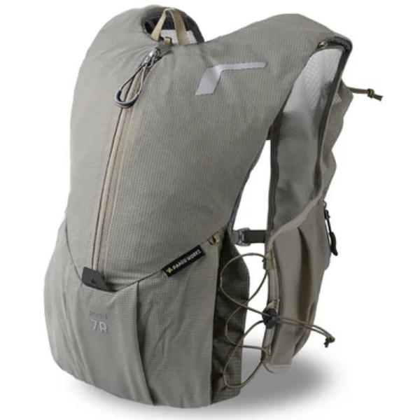 ≪PaaGo WORKS≫Designed by the Runnersミドルレースに最適な定番レーシングモデル[すべてのトレイルランナーのために]・FOR RACEレースモデルの決定版・7Rが大幅にアップデート。さらに背負いやすく、使いや...