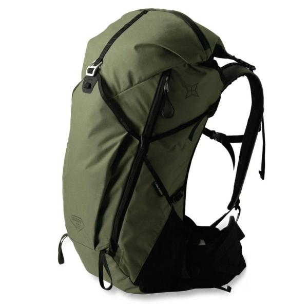 【特価品／返品・交換不可】≪PaaGo WORKS / BUDDY≫軽くてタフな相棒です。軽量コンパクトな道具で山をとことん楽しむ、そんな気持ちになるバックパックをデザインしました。背負い心地と使い勝手の良さが自慢です。