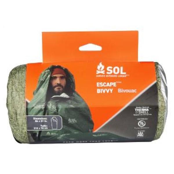 ≪SOL≫従来品の優れたエスケープ素材の保温性と透湿性はそのままに、フード部分を大幅に拡張。付属のドローコードで顔周りのフィット感や温度を調整します。また、さらなる軽量化で携行性も向上。どこへ行くにも気軽に持ち運びができるようアップデートし...