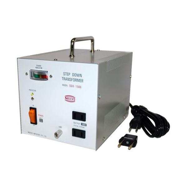 SDX-1500　ホワイト 据置型ダウン変圧器日本製品を海外で使用できる。持ち運び便利な取っ手付き。使用中の電気量がわかるインジケータ付き。ＯＮ／ＯＦＦ入力スイッチ付き（ＯＮは橙色点灯）。入力電圧　ＡＣ２２０Ｖ／ＡＣ２４０Ｖスイッチ切替式。...