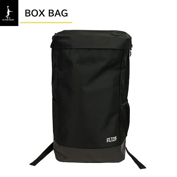 「IN THE PAINT」のロゴ刺繍入り。7号ボールが入るボックスバッグです。上部：ファスナー付きポケット両サイド：メッシュポケット 1          収納ポケット  1内側：パソコンポケット　1　　　ファスナーつき小物ポケット・サイ...