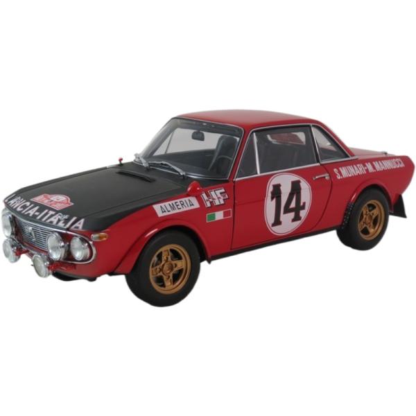 Lancia Fulvia 1.6 HF 1972年 ラリーモンテカルロ 優勝 #14 S ムナーリ M マヌッチ/ AUTOart 1/18 ミニカー