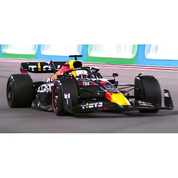 RED BULL - F1 SET 2X RB18 TEAM ORACLE RED BULL RACING N 1 WINNER EMILIA ROMAGNA ITALY GP 2022 MAX VERSTAPPEN + N 11 2nd ...