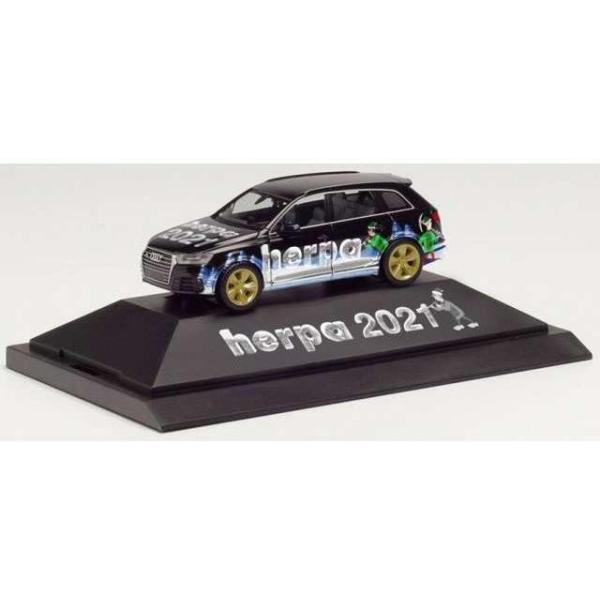 アウディ Q7 Herpa Weihnachten／X-Mas 2021 ブラック／ホワイト／グリーン/ Herpa  1/87 ミニカー