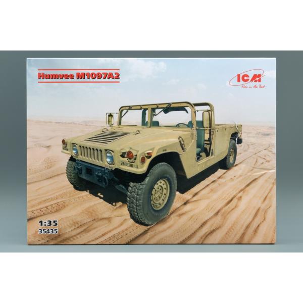 HMMWV - Hummer - Humvee M1097A2 モデルキット/ ICM 1/35 模型
