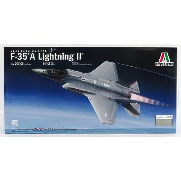 LOCKHEED MARTIN   F 35 AIRPLANE LIGHTING II MILITARY 2011   / モデルキット プラモデル / ITALERI 1/32 模型