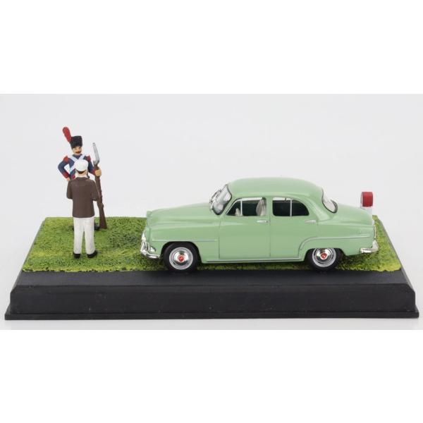 SIMCAシムカ P60 1961 フィギュア付 ライトグリーン LA ROUTE BLEU-DIORAMA-COLLECTION / EDICOLA 1/43 ミニカー
