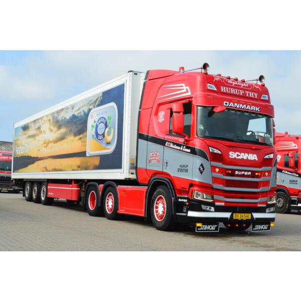 【予約】2026年発売予定 Scaniaスカニア R HIGHLINE CR20H 6X2 TWIN STEER リーファートレーラー N.C. Christensen Sonner / WSI 1/50 建設機械 模型