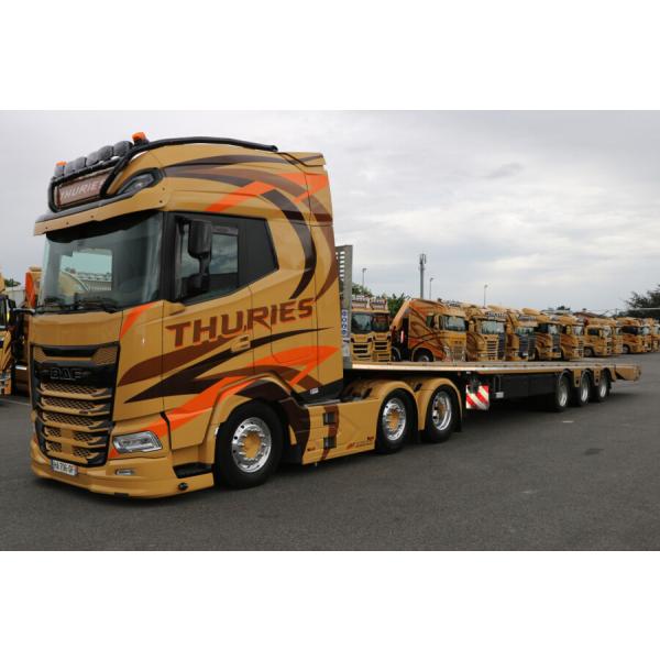 【予約】2026年発売予定 THURIES DAF XG 6X2 ツインステア フラットベッド メガトレーラー 3軸 / WSI 1/50 建設機械模型 工事車両
