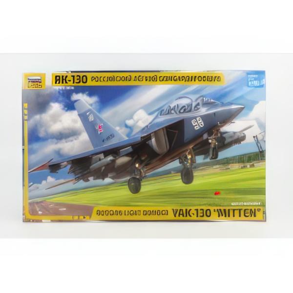 YAKOVLEV - YAK 130 MITTEN AIRPLANE MILITARY 1996/ZVEZDA 1/48プラモデル 模型