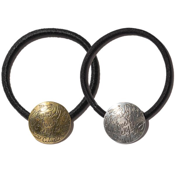 ＊CLUCT クラクト LUPTON[CONCHO] 04391＊＊＊＊＊商品説明＊＊＊BRASS素材を使用したコンチョ。メッセージグラフィックが特徴的でオリジナリティを発揮してくれる逸品は着こなしの名脇役といえる存在です。CONTENT ...