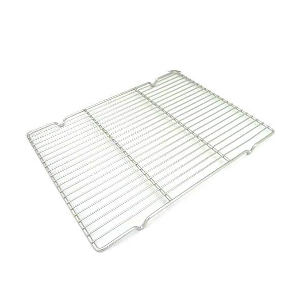 シルバー/大/WKCB2001・Size:大PatternName:足付・パッケージ個数:1・サイズ:大・幅×奥行×高さ(mm):600×400×20・質量(kg):1.11・素材・材質:18-8ステンレス・原産国:日本