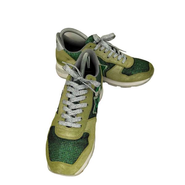 こちらの商品は下北沢南口店の取り扱いです。完売・移動している場合がございますので(03-6453-2455)にご連絡頂き、(1138462151547)をお伝えください。当店では実店舗と他店舗にて併売を行っております為タイミングによっては完...