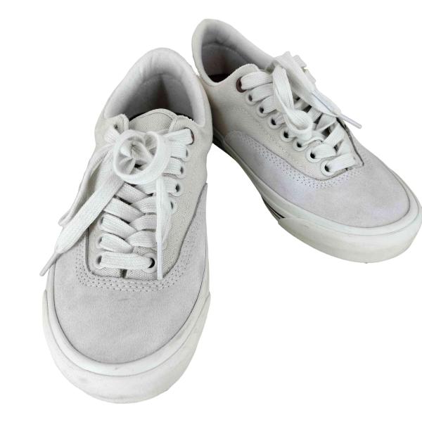 こちらの商品は原宿キャットストリート北ウイング店の取り扱いです。完売・移動している場合がございますので(03-6447-5566)にご連絡頂き、(1139526626025)をお伝えください。当店では実店舗と他店舗にて併売を行っております為...