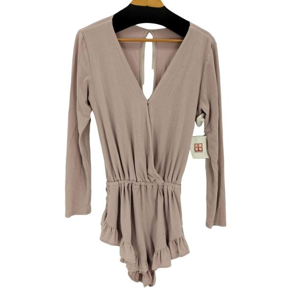 こちらの商品は渋谷ファイヤー通り店の取り扱いです。完売・移動している場合がございますので(03-6416-3968)にご連絡頂き、(1139567006404)をお伝えください。当店では実店舗と他店舗にて併売を行っております為タイミングによ...