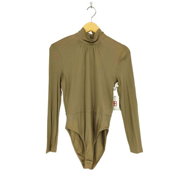 こちらの商品は原宿キャットストリート北ウイング店の取り扱いです。完売・移動している場合がございますので(03-6447-5566)にご連絡頂き、(1140572792206)をお伝えください。当店では実店舗と他店舗にて併売を行っております為...