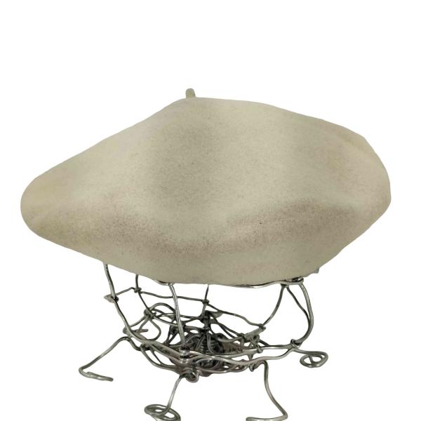 こちらの商品は下北沢南口店の取り扱いです。完売・移動している場合がございますので(03-6453-2455)にご連絡頂き、(1141509759170)をお伝えください。当店では実店舗と他店舗にて併売を行っております為タイミングによっては完...