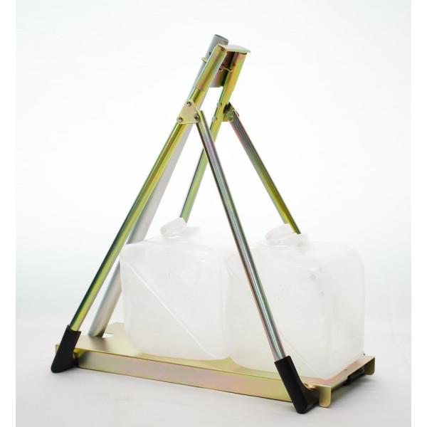 ベランダの形状を選ばないスタンドタイプです。ベランダ用取付金具が取付られない場合はスタンドをご使用下さい。5リットル入り水袋×2ヶ付です。本体の脚を広げてサポート板を載せるだけなので設置が簡単です。■パイプ：62cm（内口径2.6cm）■台...