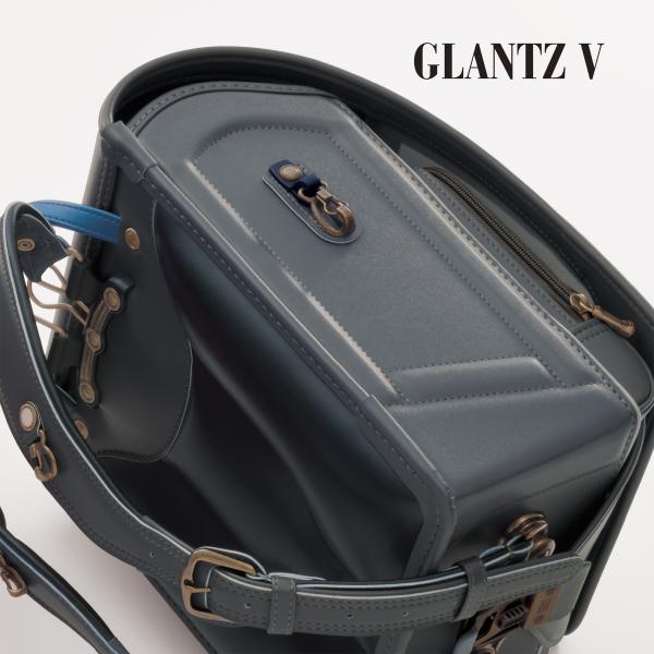 形をシンプルにした次世代ランドセル。本体素材/人工皮革レザーフォート背当素材/人工皮革大マチ内寸/約 高さ31 × 横幅23.5 × マチ幅14cm重さ/約 1,230g2026年4月から6年間修理保証付＊受注商品につき、注文時期に応じてお...