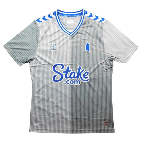 ■ 製造元 : HUMMEL■商品詳細メーカープロダクトコード：EVE-303SSA23シーズン3rd用半袖ユニフォームです。全体的に通気性の良い生地が用いられており実用性に優れています。＊サイズ表記はユーロサイズ基準となります。■販売中の...
