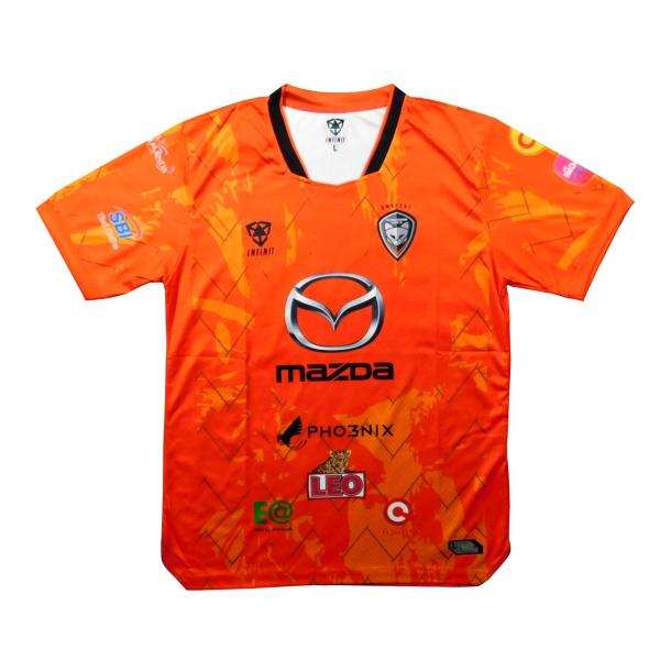 ■ 製造元 : INFINIT■商品詳細メーカープロダクトコード：NRMFC22HSSタイ王国プレミアリーグ（タイ・リーグ）所属、ナコーンラーチャシーママツダFCのユニフォームです。前面にはマツダのロゴがプリントされています。■販売中の商品...