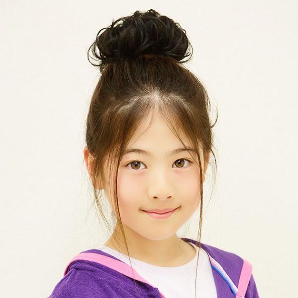 １個４３８円が２個で５３7円　ダンス、七五三にぴったり