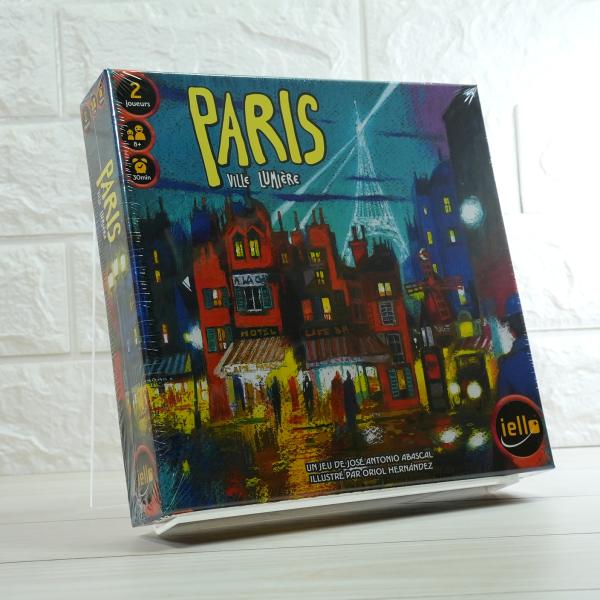 デザイナー: Jose Antonio Abascal Acebo原題： Paris: Ville Lumiereメーカー: IELLO言語: Frenchプレイ人数: 2人対象年齢: 8歳~プレイ時間目安: 30分※日本語説明書は付属しません。