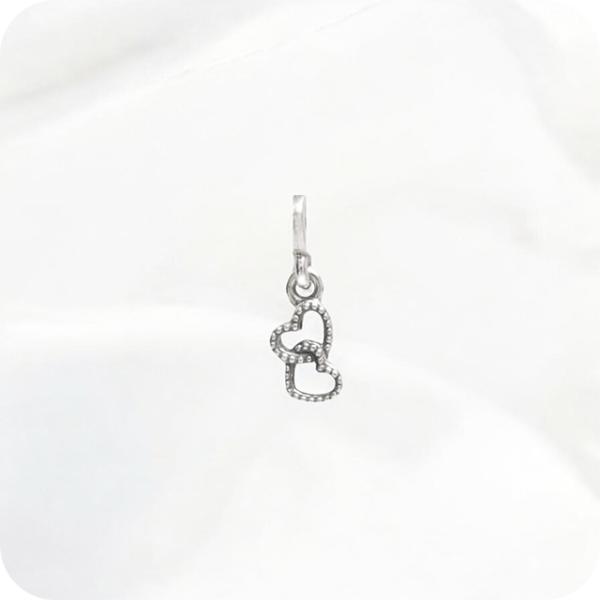 パンドラ PANDORA Pandora ME Chained Hearts ブレスレットチャーム 798380 レディース シルバー ブランド ◆このハート型のミニダングルチャーム、シンプルながらとても魅力的です！スターリングシルバーで作...